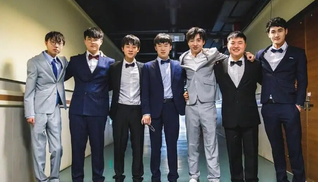 真不是没邀请Mlxg？Letme直播回应婚礼，网友：演技太拙劣