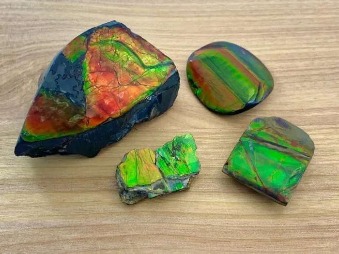 世界上最稀有珍贵的20种宝石，如果有幸遇到一定要保留好！|蓝宝石|克拉|宝石_新浪新闻