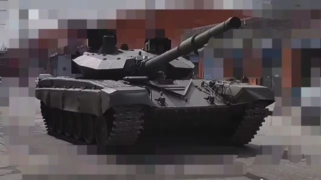 外贸还是试验？T72底盘换上中国炮塔，作战效能远超俄制式坦克