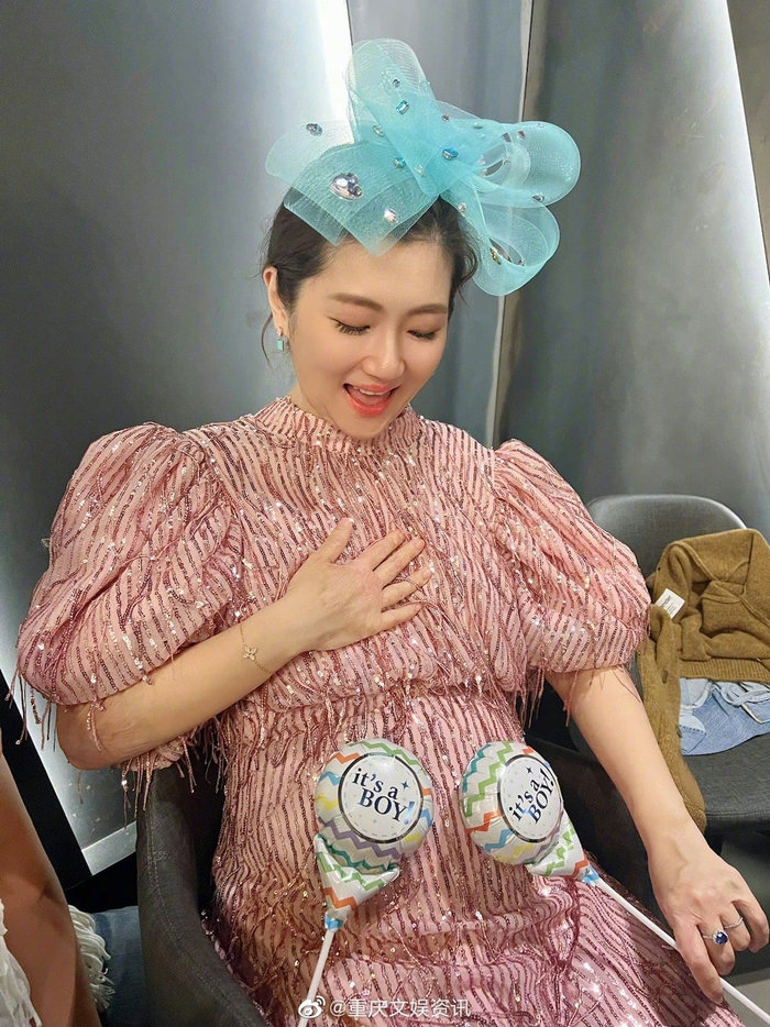 S.H.E组合Selina任家萱为宝宝小腰果办的第一场派对……