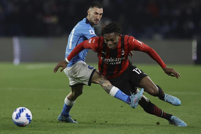 欧冠1/4决赛首回合：AC米兰VS那不勒斯