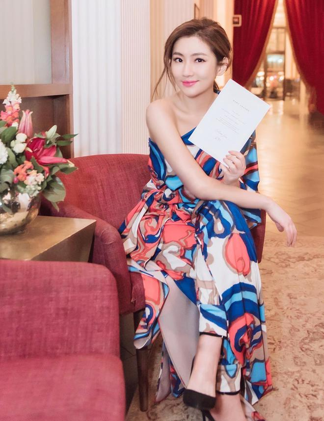 41岁Selina谈结婚进程，疑愿意和男友领证，不再坚持不婚主义