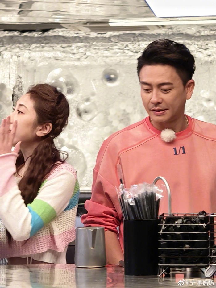 黄宗泽最新综艺路透，今年黄宗泽已经42岁了，作为老牌TVB演员……