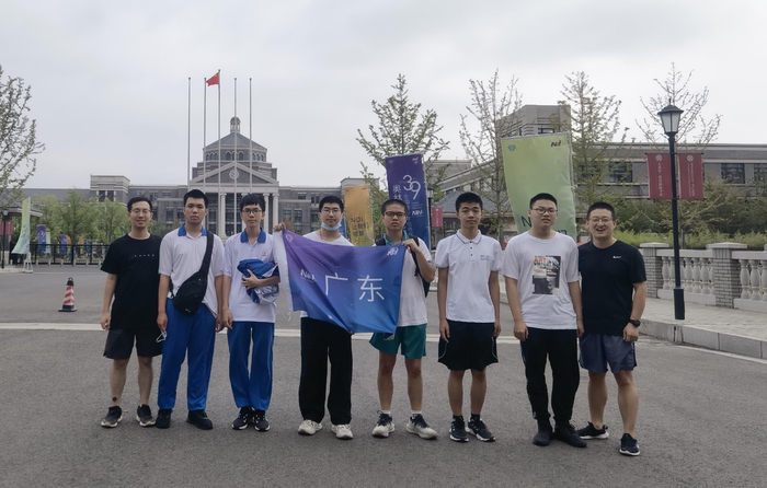 GFOIers心声：信息学竞赛道阻且长，唯热爱和勤奋不可辜负