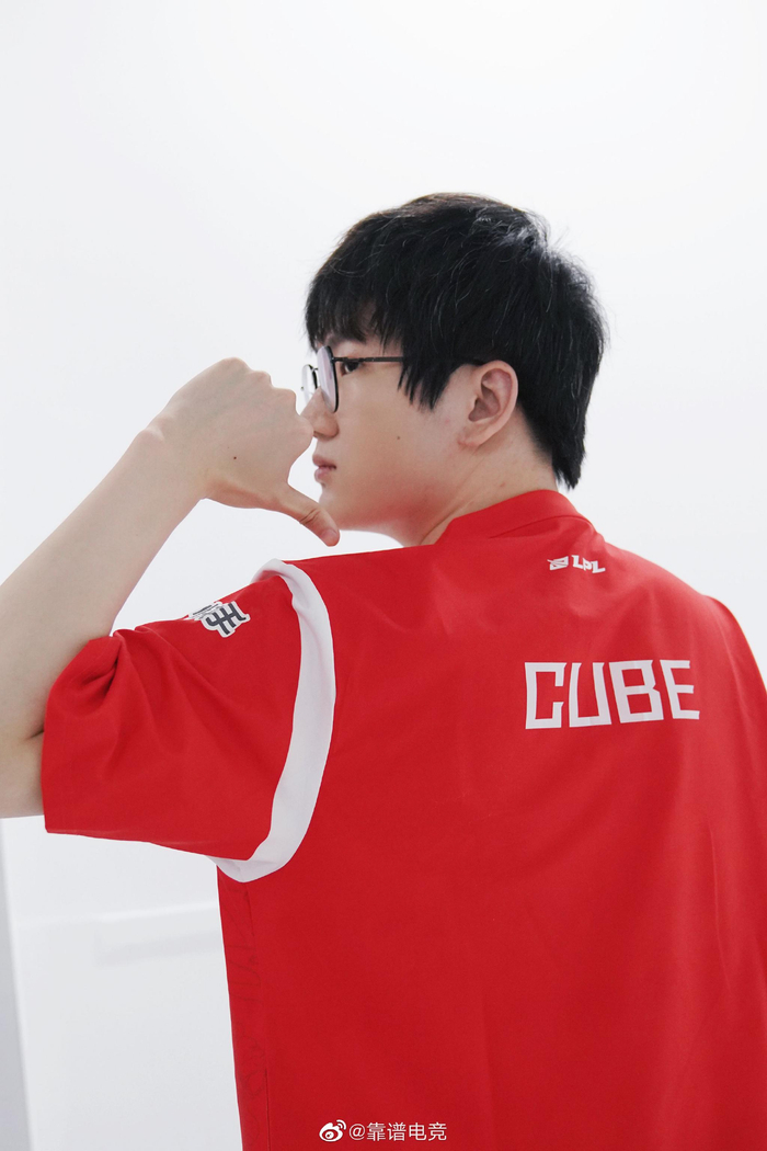 分享Cube定妆照 WE.Cube给你点了个赞