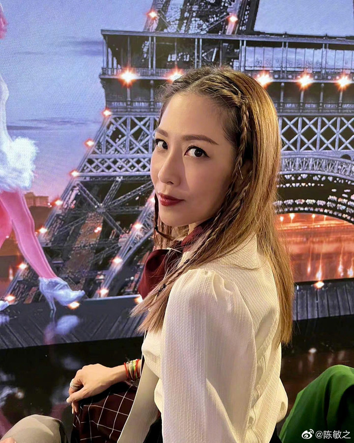 TVB将《法证先锋》剧中实验室场景搬到直播现场……