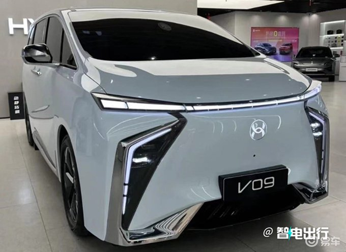 新纯电MPV 10月上市！ 腾势D9怕了吗？