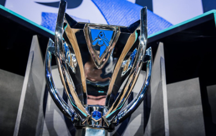 全球16支战队晋级S13，许秀：LCK中单领先LPL