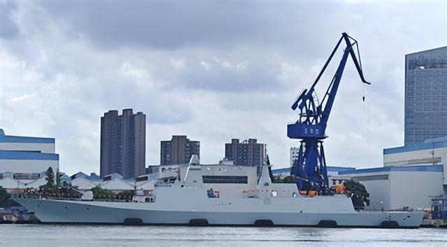 隐隐压制法意FREMM，有潜力装四面盾的054B护卫舰，出口前景如何