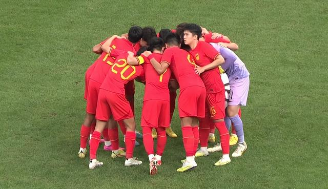 U23国足0-0闷平：6米必进球打飞，3米空门不进！下场生死战