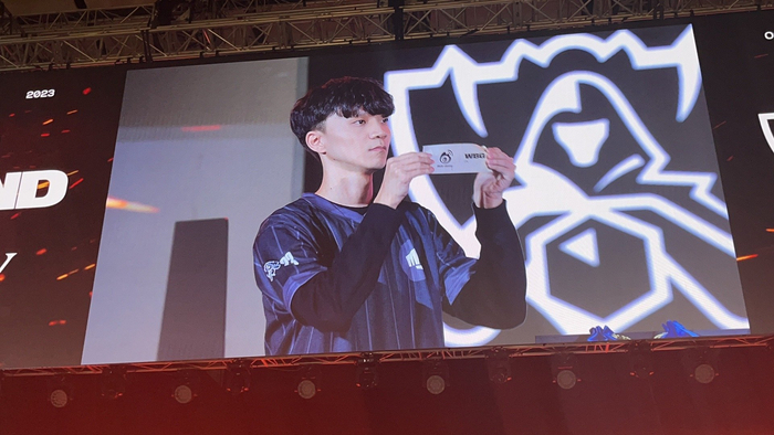 第三轮抽签第三场：WBG vs MAD