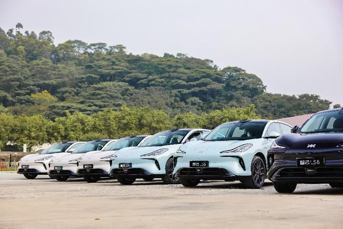 360°无盲区！智己LS6“真香”试驾背后藏着哪些高科技？