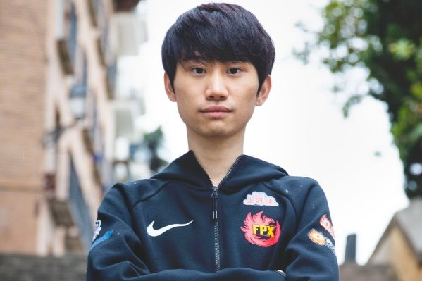 Doinb豪气啊！|Doinb|S9|总决赛_新浪新闻