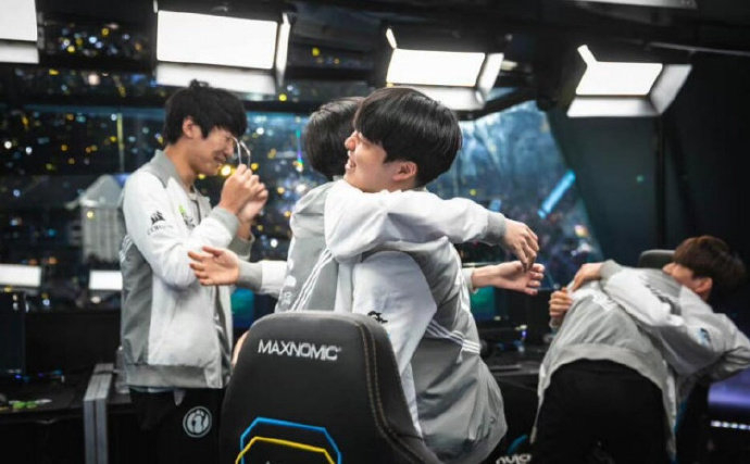 拿到S8 IG的剧本？！