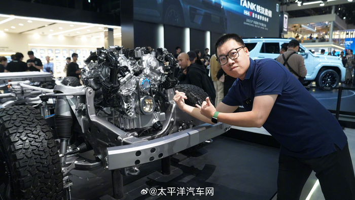 预售70万的坦克700Hi4-T，带电越野还更香！