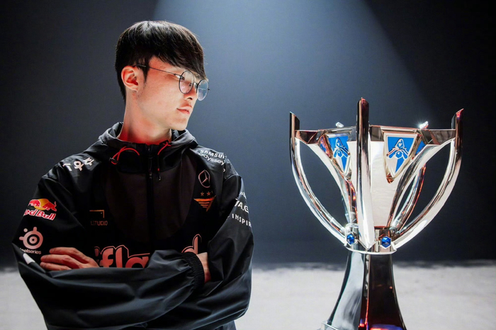恭喜Faker获TGA最佳电竞选手，真的棒！|TGA|电竞|Faker_新浪新闻