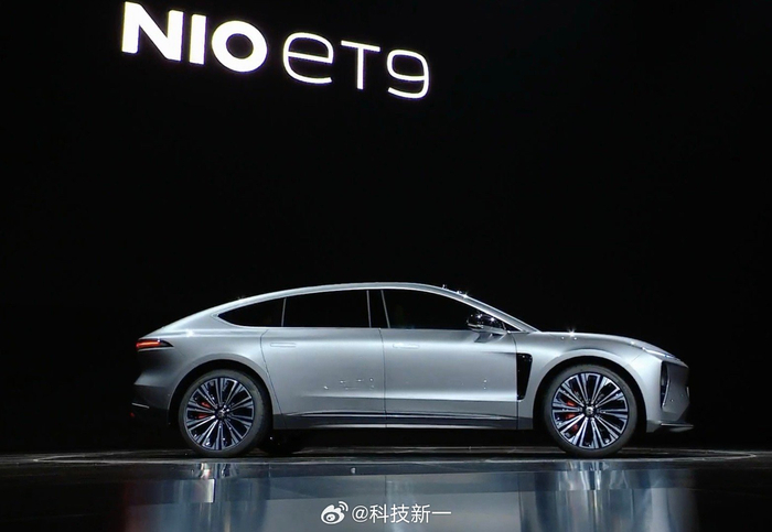 蔚来ET9，80万元，大家感觉这个价格如何|蔚来_新浪新闻