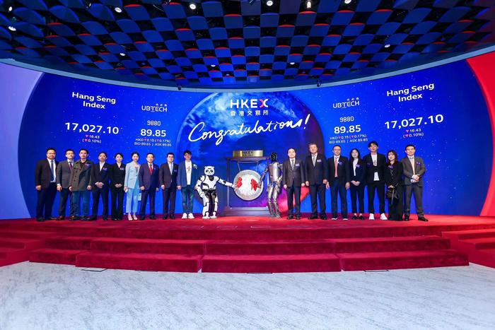 市值380亿,“人形机器人第一股”优必选正式敲钟港交所