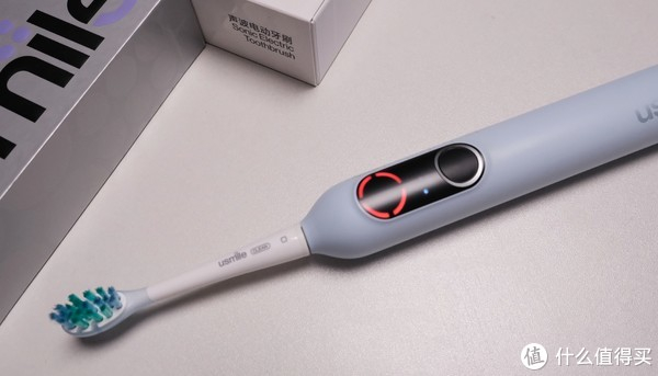 全家都要微笑，为了家人准备了usmile P10 Pro智能牙刷