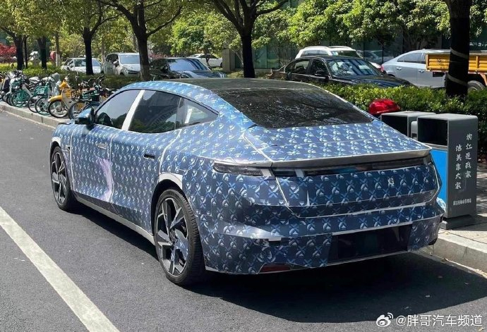 领克ZERO内部代号E371，该车将与极氪001同平台生产，预计年中正式上市…|代号|领克|轿车_新浪新闻