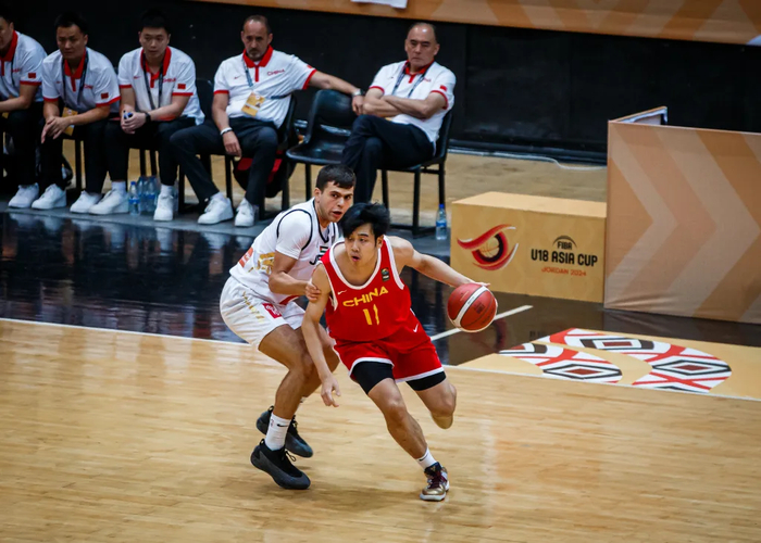 喜提季军！中国U18双枪合砍44分，西亚豪强加3名裁判8打5仍失利