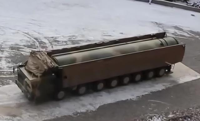 不装了摊牌了！我国向太平洋发射东风31AG，还有2种洲际弹更强大