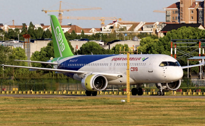 C919启动第二总装厂，三大城市激烈竞争，可最终还是落地上海