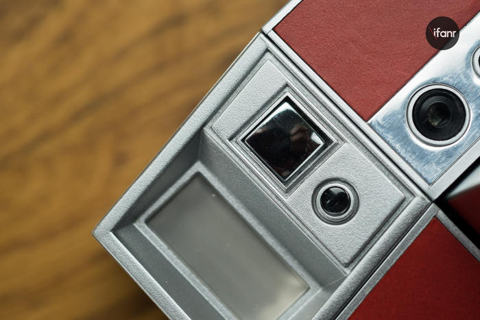 拍翻了三大相纸后告诉你，Lomo 新出的方形拍立得体验到底怎么样