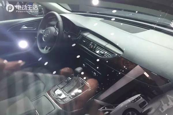 奥迪A6L e-tron亮相 百公里油耗仅2.2L