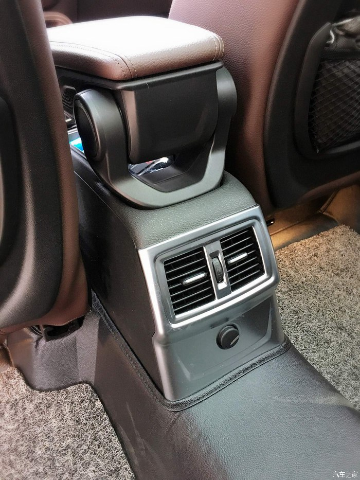 全新宝马X1 1.5T 豪华交作业