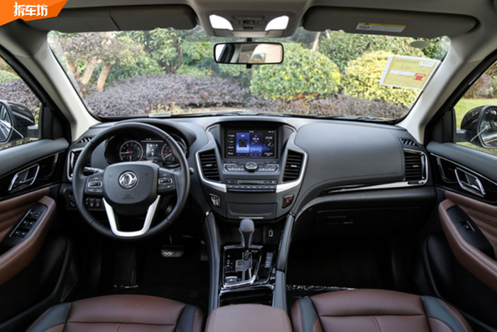 东风风神AX7手动挡上市 售8.98-10.68万元