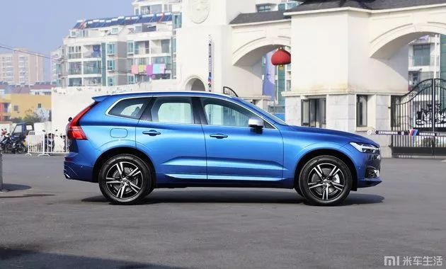 年末抄底豪车选谁，超大优惠奥迪Q50 PK新沃尔沃XC60 | 开怼