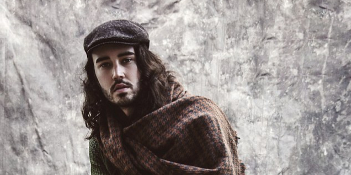 首个轮椅男模坚守模特梦：帅出新境界(图)_手机新浪网