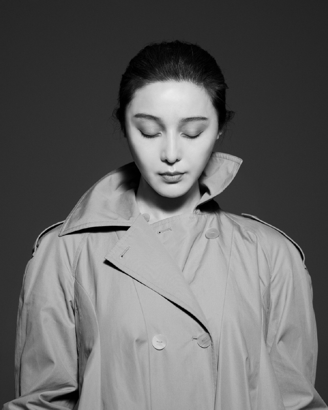 范冰冰最新大片花絮曝光 头发乱蓬蓬顶着黑眼圈似没睡醒_新浪图片