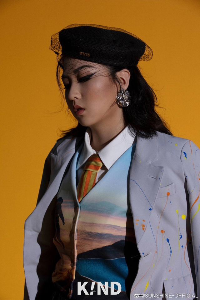 3unshine最新大片致敬经典 分别模仿费雯丽梦露赫本_新浪图片