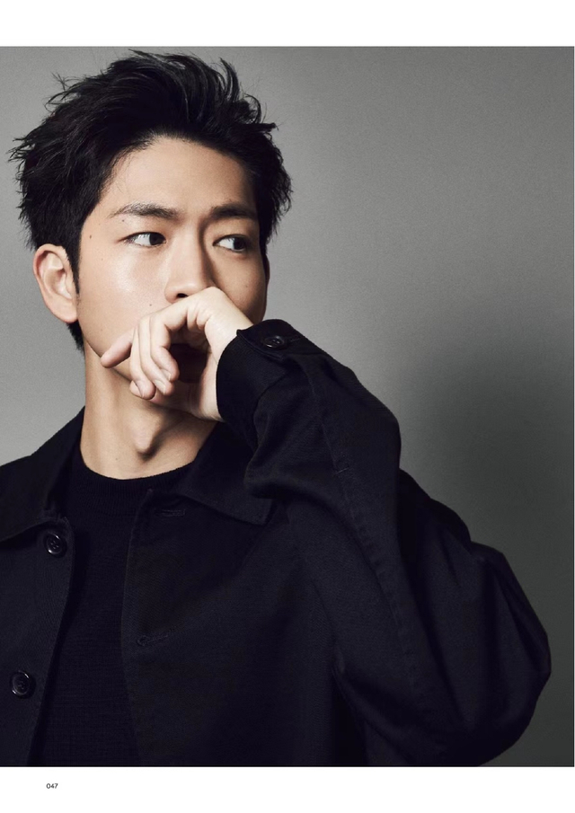 松下洸平登《B-PASS》杂志 质感穿搭尽显男性魅力_新浪图片