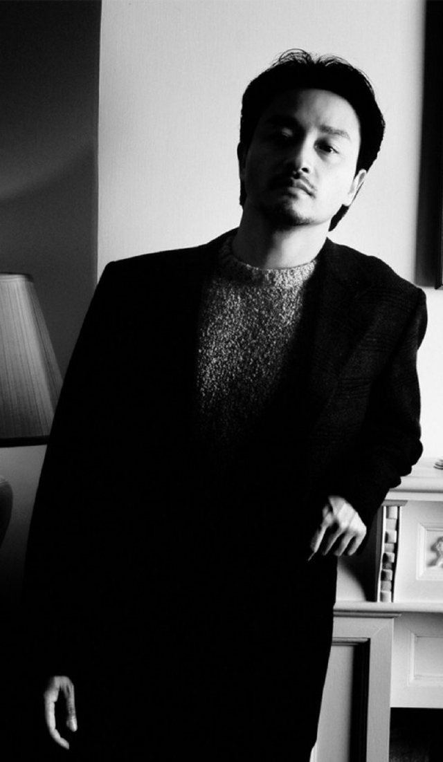 日本摄影师晒张国荣拍摄旧照 哥哥留着胡子气质清冷_新浪图片