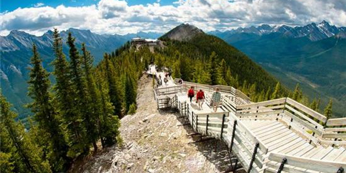 《八月未央》海外取景落基山脉 4K拍摄_手机新浪网