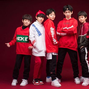 YHBOYS《前方的世界》MV上线 回归本真_手机新浪网