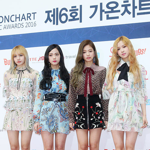 YG旗下女团BLACKPINK计划6月回归 本周拍摄MV_手机新浪网