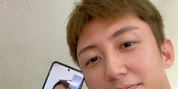 黄景瑜为 四哥”杨祐宁庆生 晒隔空同框合照手机新浪网