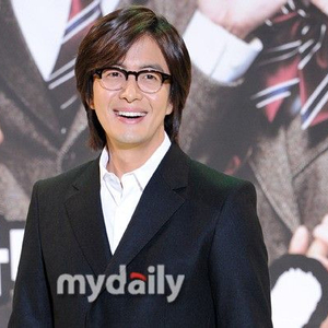 裴勇俊公司被SM收购完成 进账9千万成SM第3大股东_手机新浪网