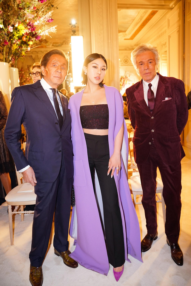 Natasha Lau助阵高级定制秀场 造型百变优雅_新浪图片