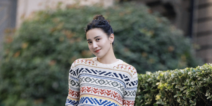 众星演绎全新Loro Piana Extra Pocket手拿包_手机新浪网