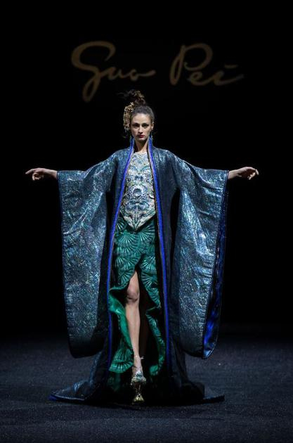Guo Pei 2019春夏高定大秀_手机新浪网