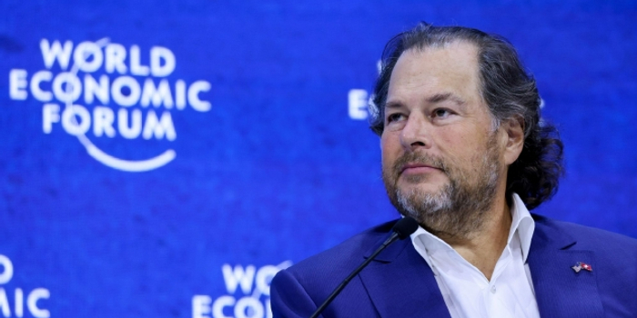 Salesforce CEO：目前重点是整合已收购公司，未来会继续收购_手机新浪网