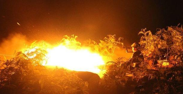 平射武器的王者，过于另类的QJG02式高射机枪|高射机枪|武器|机枪_新浪新闻