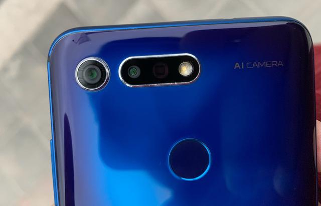 荣耀V20深感ToF相机揭秘 采用OPPO同款传感器，支持人像模式__财经头条