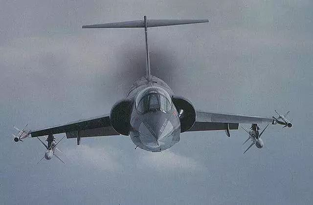 世界第一种“飞行员的战斗机”！F-104，成为最广泛的理想型