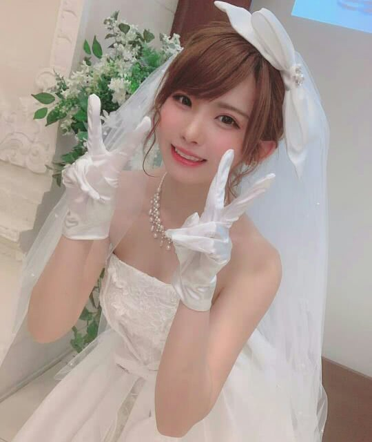 日本人气Coser，enako穿上婚纱，粉丝：请嫁给我|二次元|婚纱|粉丝_新浪新闻